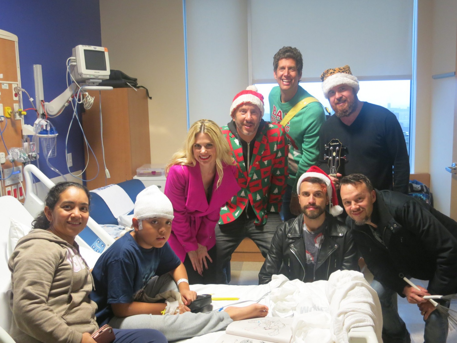 Supporter Spotlight: Sam Hollander - Musicians On Call