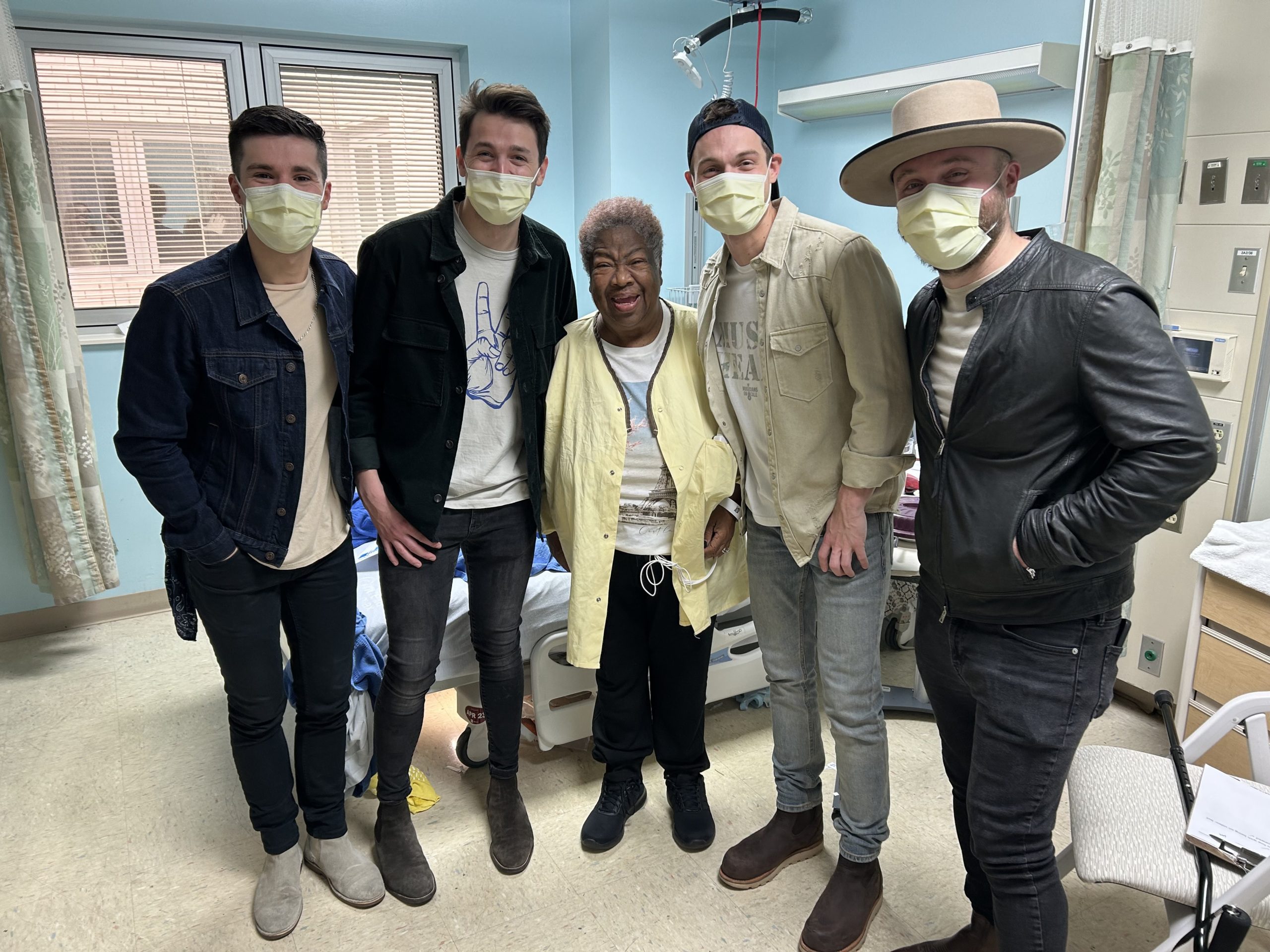 A Salute to Veteran Patients Through Music - Musicians On Call